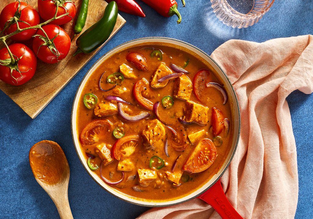 Goan Chicken Curry with Chunky Tomatoes With Indian Best Recipe | Maya ...